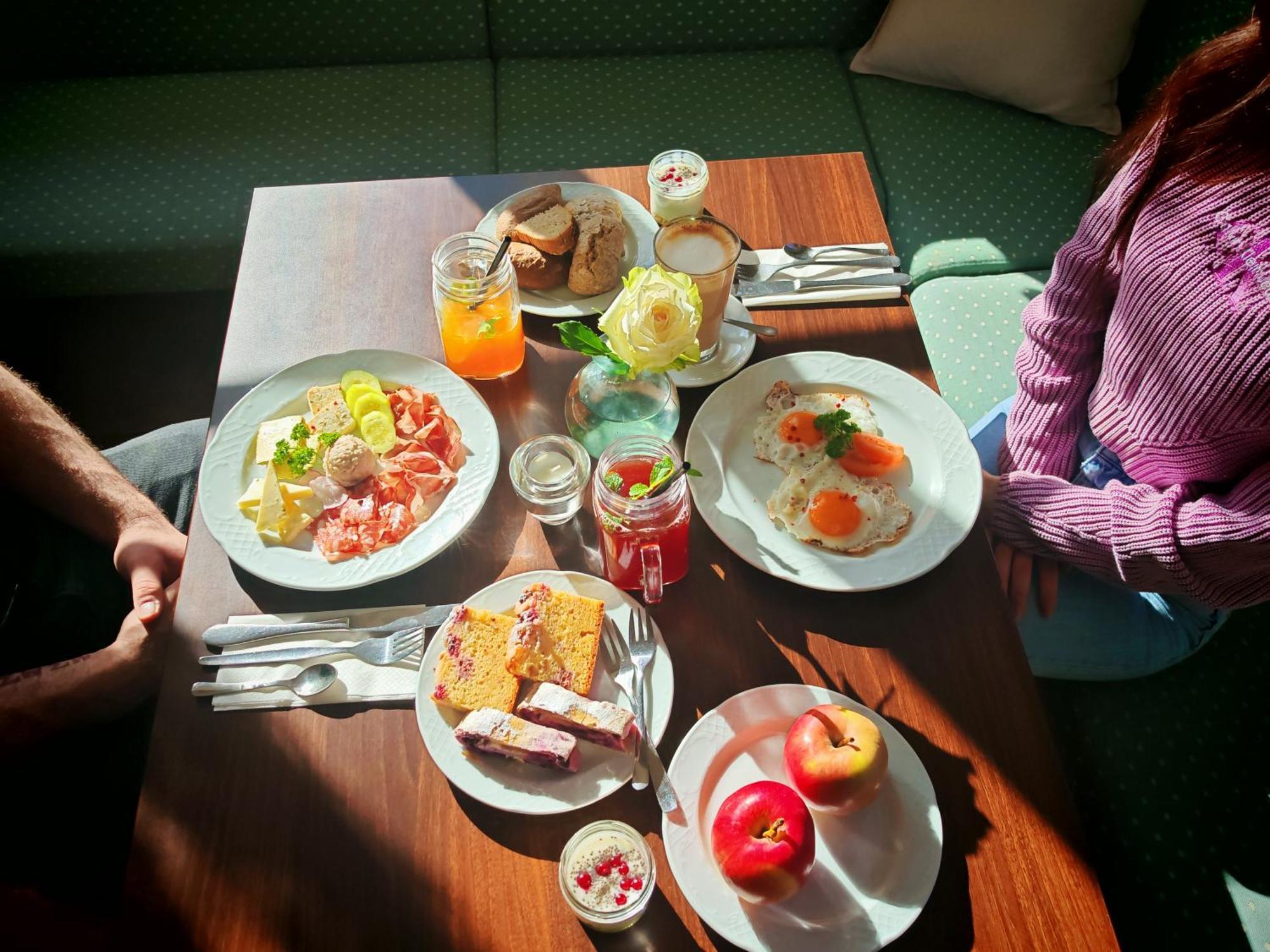 Hotel Pohorje Village Wellbeing Resort - Wellness & Spa Hotel Bolfenk ...