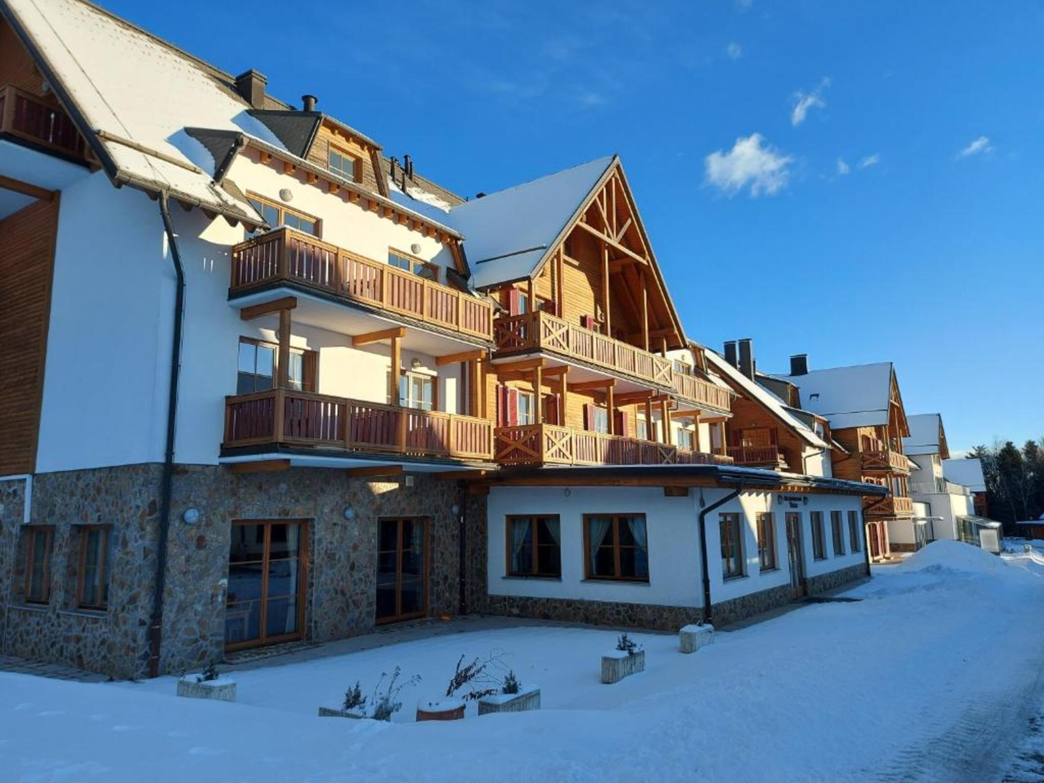 Hotel Pohorje Village Wellbeing Resort - Wellness & Spa Hotel Bolfenk ...